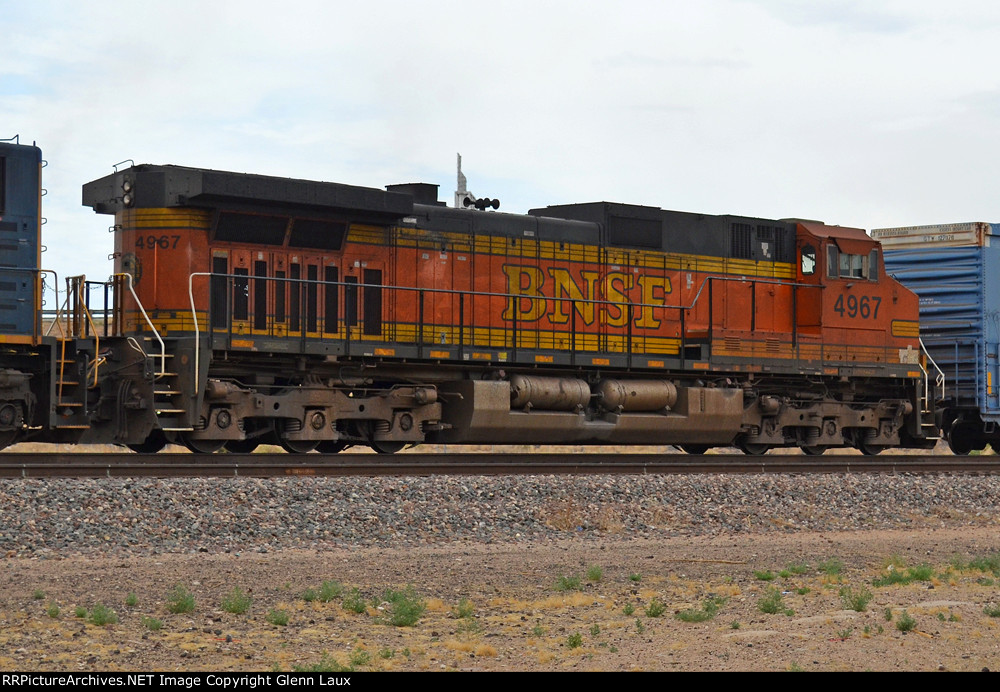 BNSF 4967